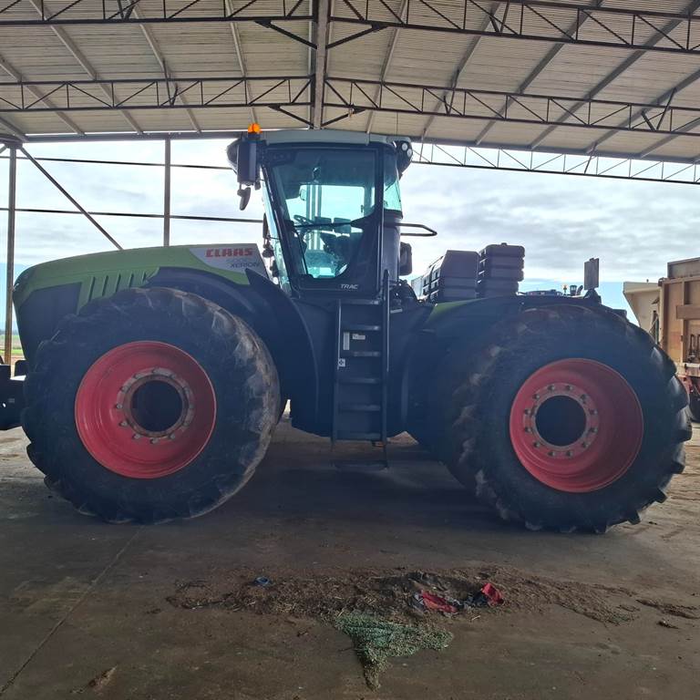 2021 CLAAS XERION 5000 - CLAAS Harvest Centre