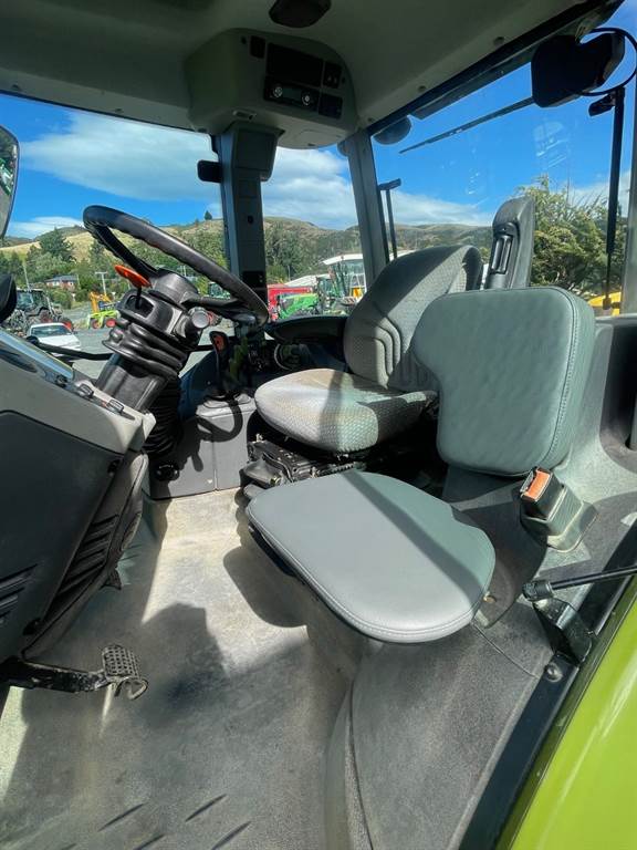 2018 CLAAS ARION 620C - CLAAS Harvest Centre