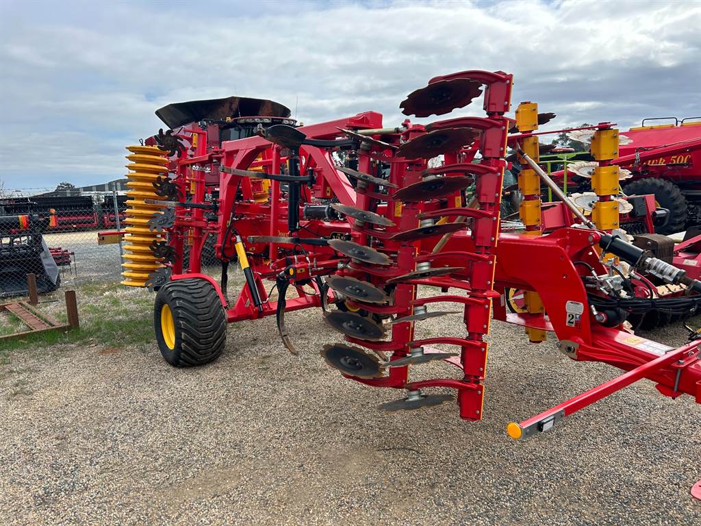 2023 Vaderstad TD400 - CLAAS Harvest Centre